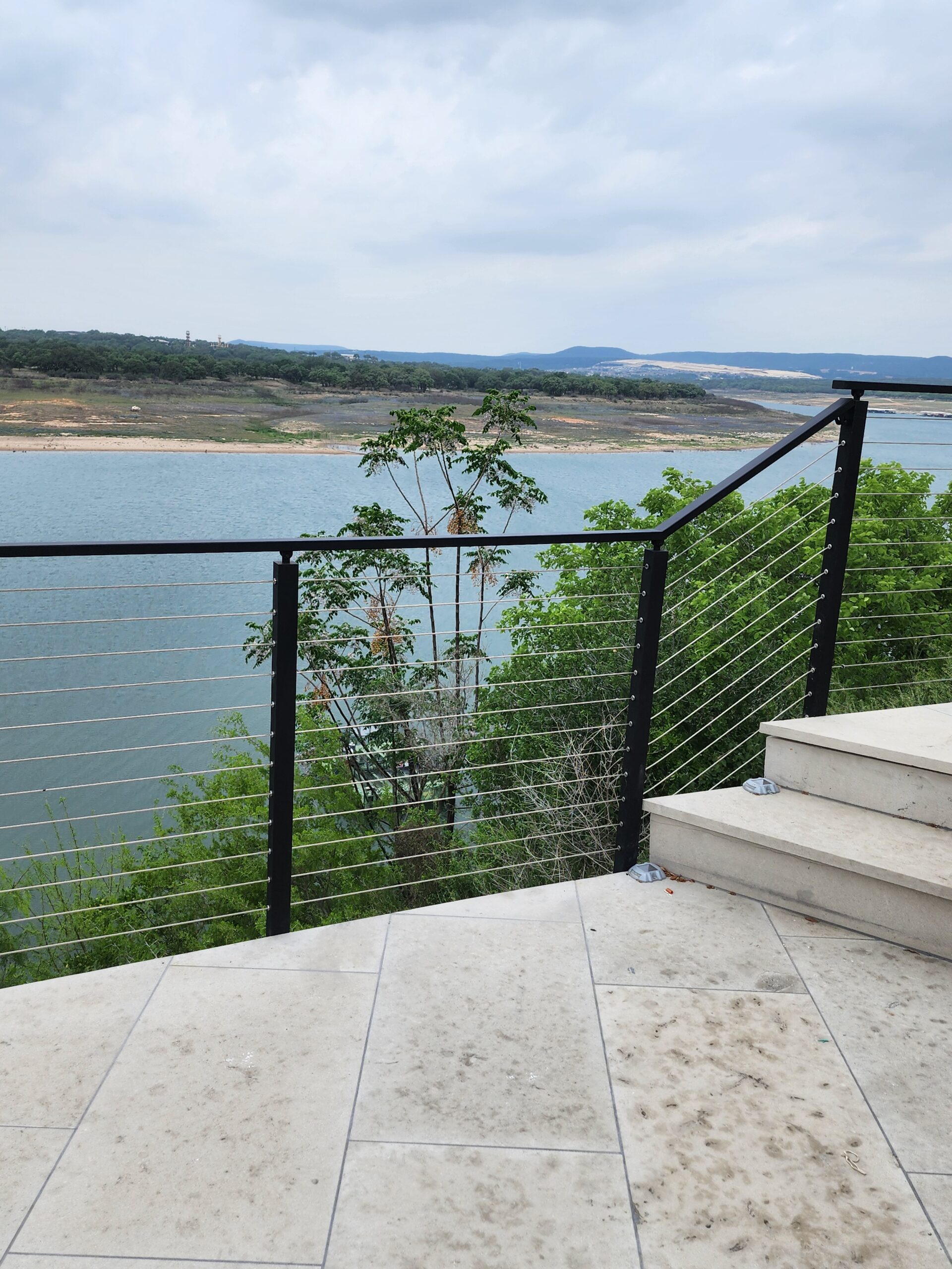 Top Innovative Cable Railing Systems for Modern Homes
